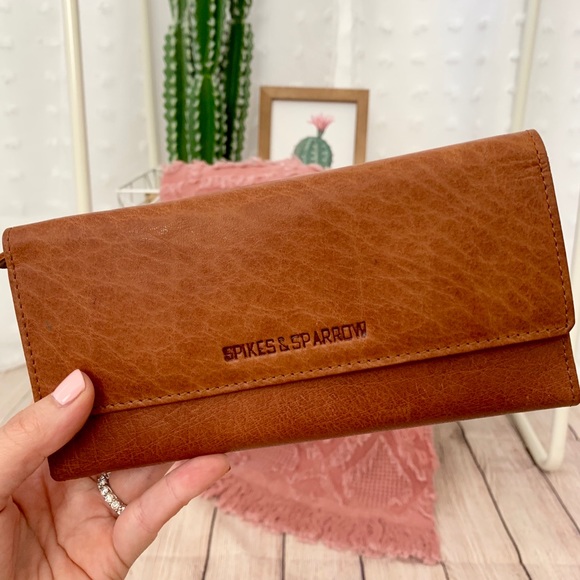 Spikes & Sparrow | Bags | Spikes And Sparrow Brooklyn Wallet Rfid ...